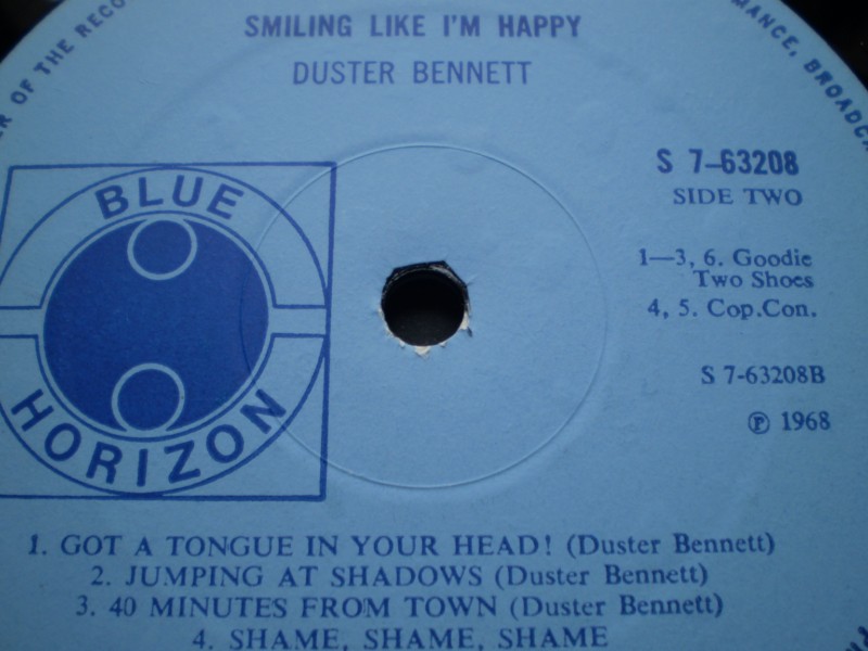 Duster Bennett ‘Smiling Like I’m Happy’ – Mootzproductions